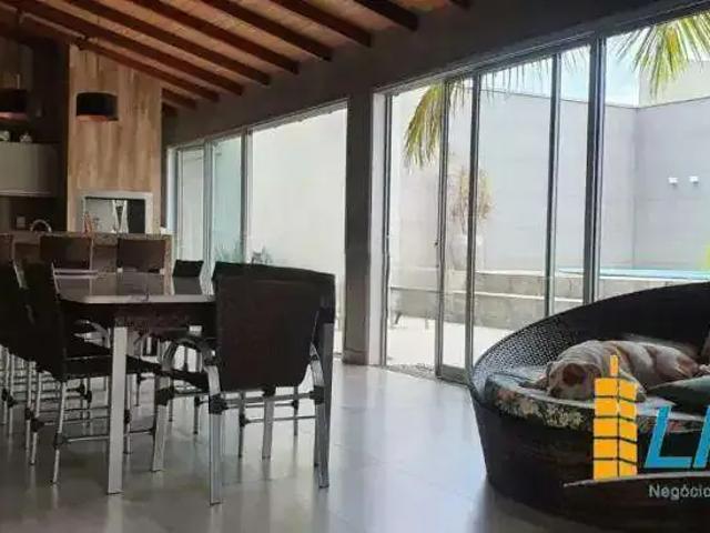 Casa / Sobrado para Venda em Uberlândia/MG Jardim Karaíba 4 Quartos