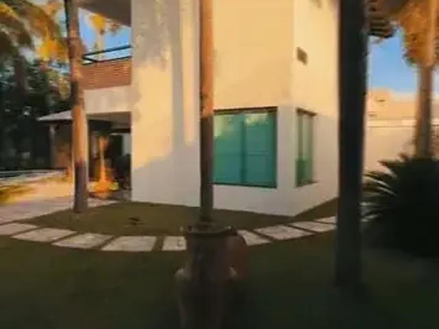 Casa / Sobrado para Venda em Uberlândia/MG Jardim Karaíba 4 Quartos