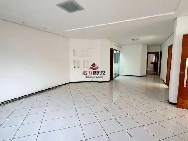 Casa / Sobrado para Venda em Uberlândia/MG Jardim Karaíba 4 Quartos