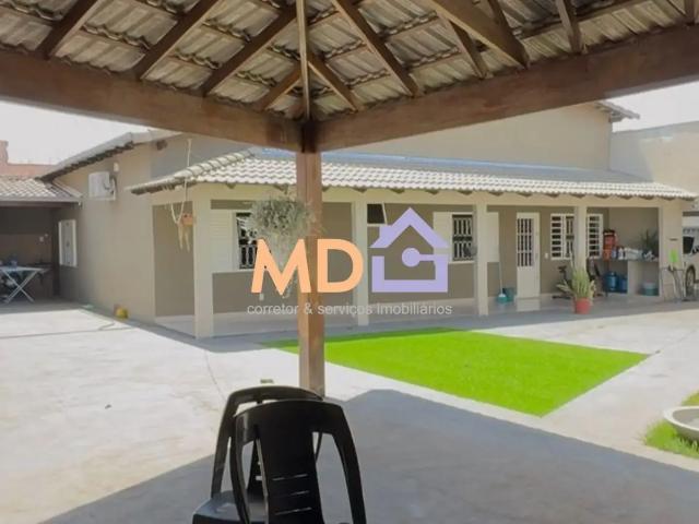 Casa / Sobrado para Venda em Uberlândia/MG Jardim Patrícia 3 Quartos