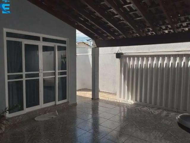 Casa / Sobrado para Venda em Uberlândia/MG Jardim Patrícia 3 Quartos
