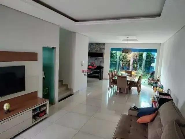 Casa / Sobrado para Venda em Uberlândia/MG Jardim Patrícia 3 Quartos