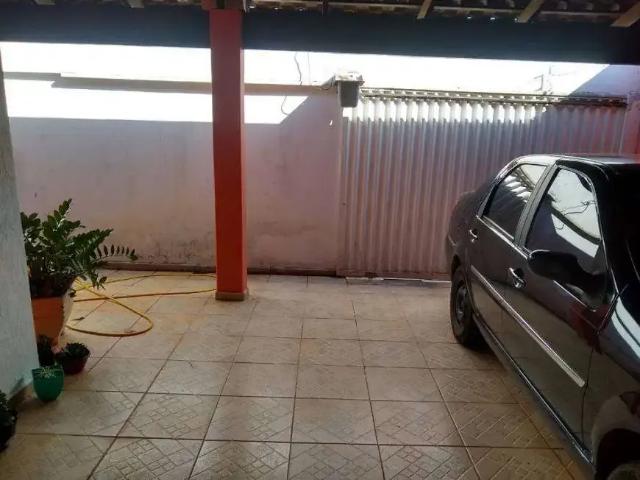 Casa / Sobrado para Venda em Uberlândia/MG Jardim Patrícia 3 Quartos