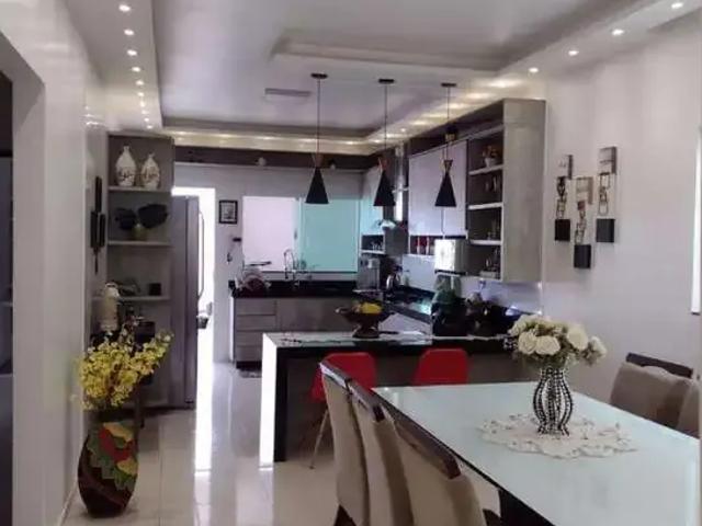 Casa / Sobrado para Venda em Uberlândia/MG Jardim Patrícia 3 Quartos