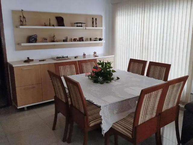 Casa / Sobrado para Venda em Uberlândia/MG Jardim Patrícia 3 Quartos