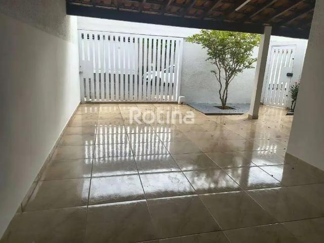 Casa / Sobrado para Venda em Uberlândia/MG Jardim Patrícia 3 Quartos