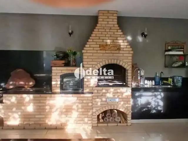 Casa / Sobrado para Venda em Uberlândia/MG Jardim Patrícia 3 Quartos
