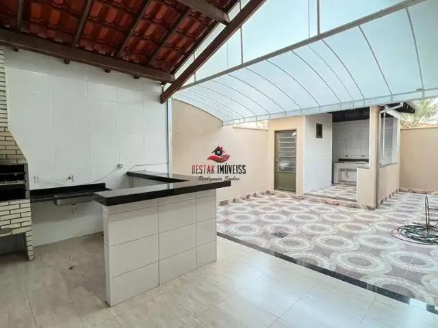 Casa / Sobrado para Venda em Uberlândia/MG Jardim Patrícia 3 Quartos