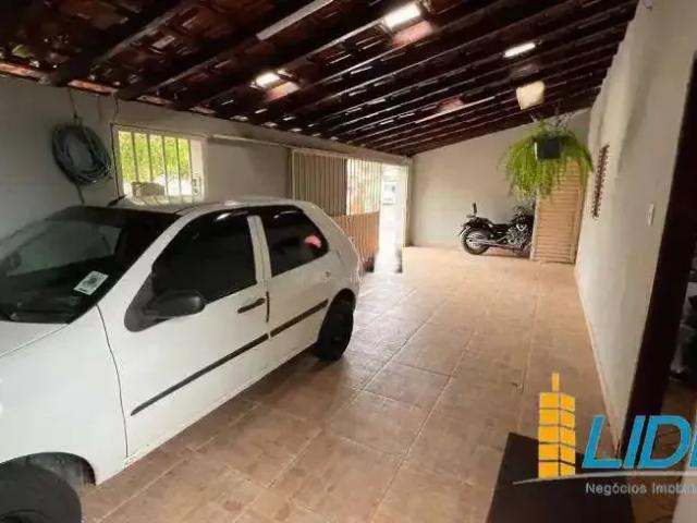 Casa / Sobrado para Venda em Uberlândia/MG Jardim Patrícia 4 Quartos