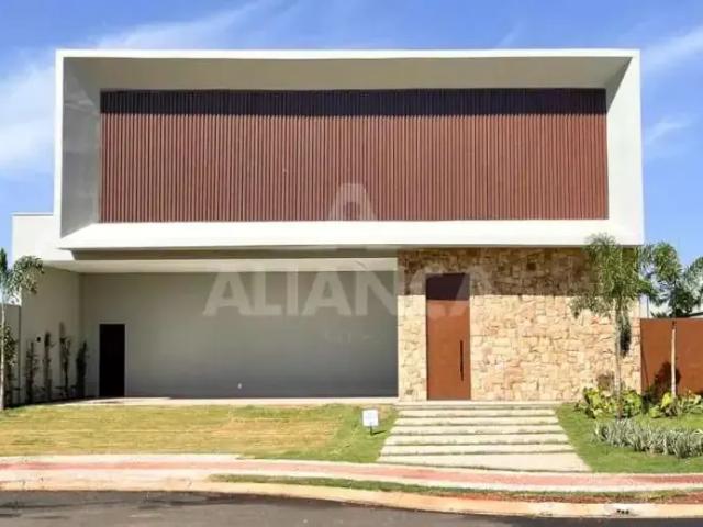 Casa / Sobrado para Venda em Uberlândia/MG Jardim Sul 4 Quartos