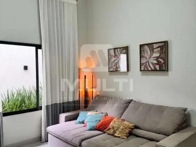 Casa / Sobrado para Venda em Uberlândia/MG Jardim Sul 3 Quartos