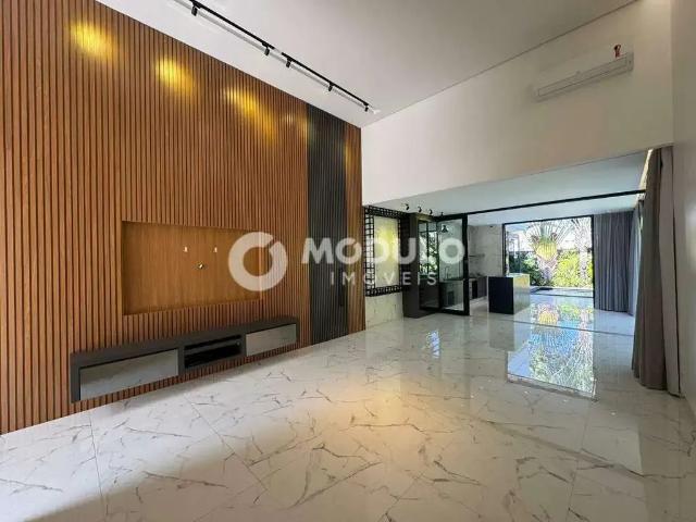 Casa / Sobrado para Venda em Uberlândia/MG Jardim Sul 3 Quartos