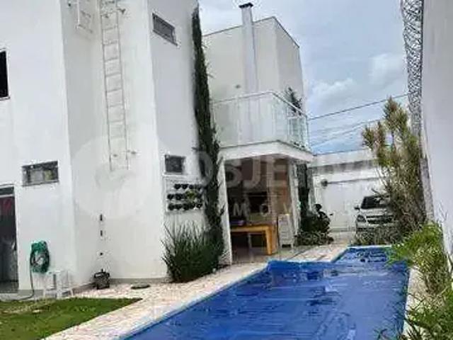 Casa / Sobrado para Venda em Uberlândia/MG Jardim Veneza 3 Quartos