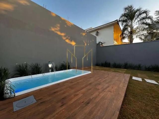 Casa / Sobrado para Venda em Uberlândia/MG Osvaldo Rezende 3 Quartos