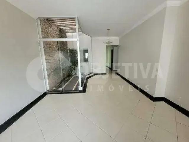 Casa / Sobrado para Venda em Uberlândia/MG Osvaldo Rezende 3 Quartos