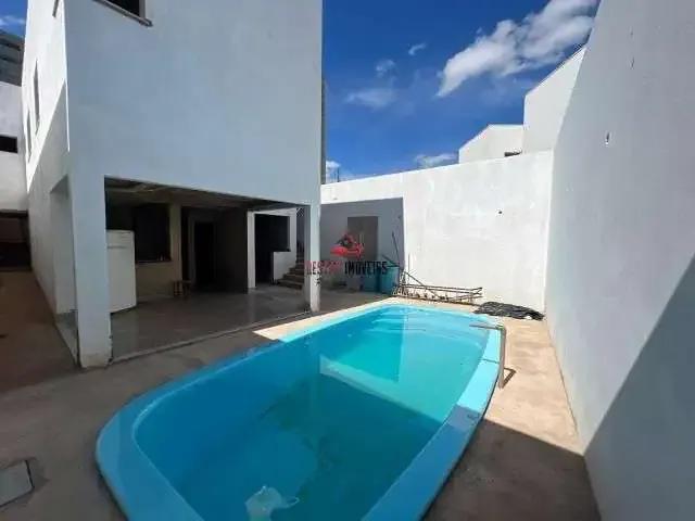Casa / Sobrado para Venda em Uberlândia/MG Osvaldo Rezende 3 Quartos