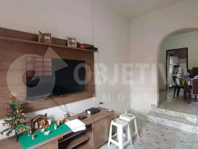 Casa / Sobrado para Venda em Uberlândia/MG Osvaldo Rezende 3 Quartos