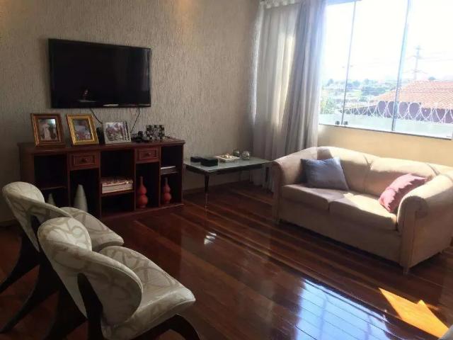 Casa / Sobrado para Venda em Uberlândia/MG Osvaldo Rezende 3 Quartos