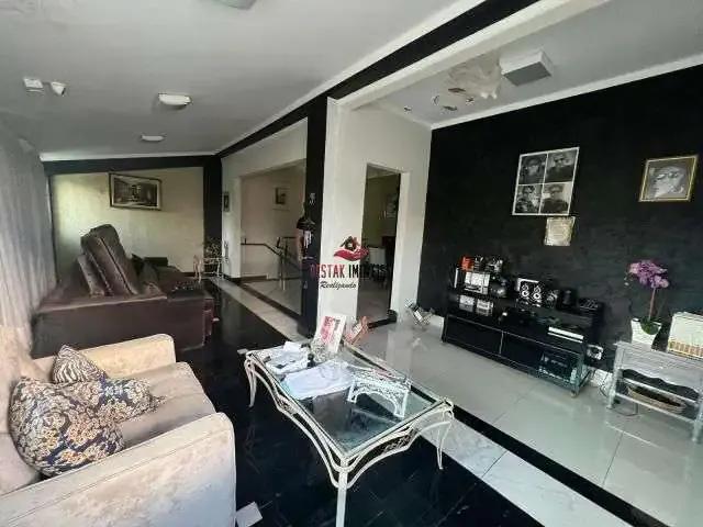 Casa / Sobrado para Venda em Uberlândia/MG Osvaldo Rezende 3 Quartos