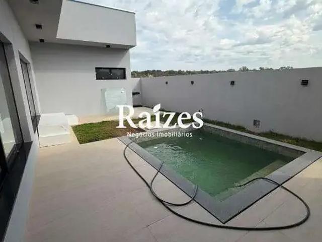 Casa / Sobrado para Venda em Uberlândia/MG Loteamento Portal do Vale II 3 Quartos