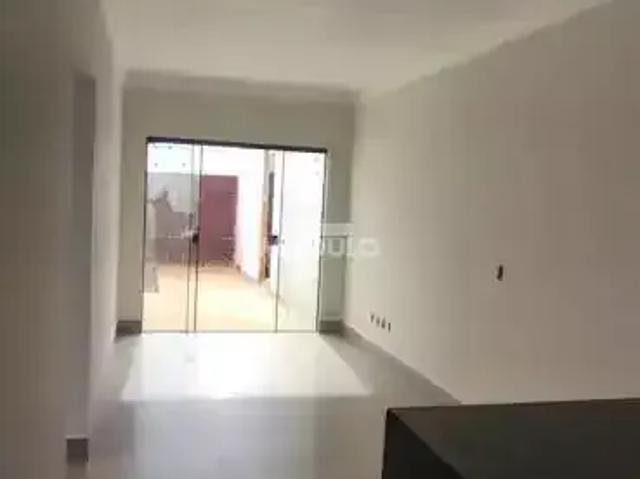 Casa / Sobrado para Venda em Uberlândia/MG Laranjeiras 3 Quartos