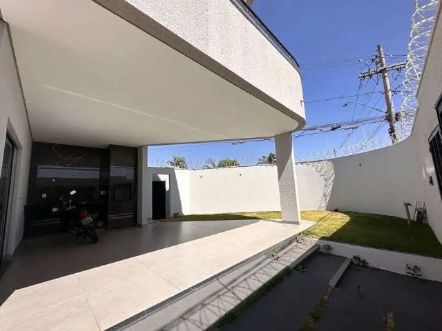 Casa / Sobrado para Venda em Uberlândia/MG Laranjeiras 3 Quartos
