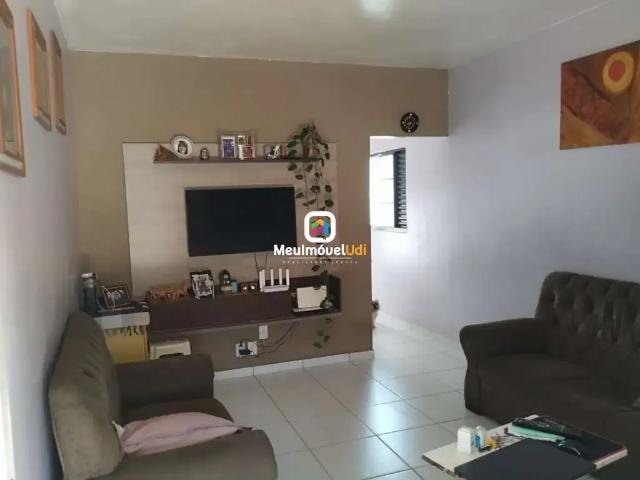 Casa / Sobrado para Venda em Uberlândia/MG Laranjeiras 3 Quartos
