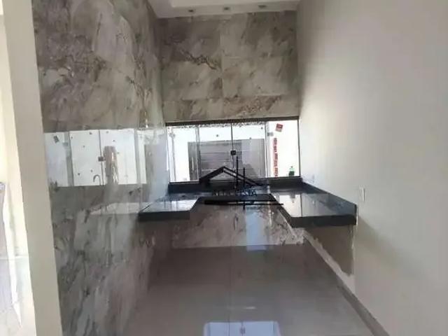 Casa / Sobrado para Venda em Uberlândia/MG Laranjeiras 3 Quartos