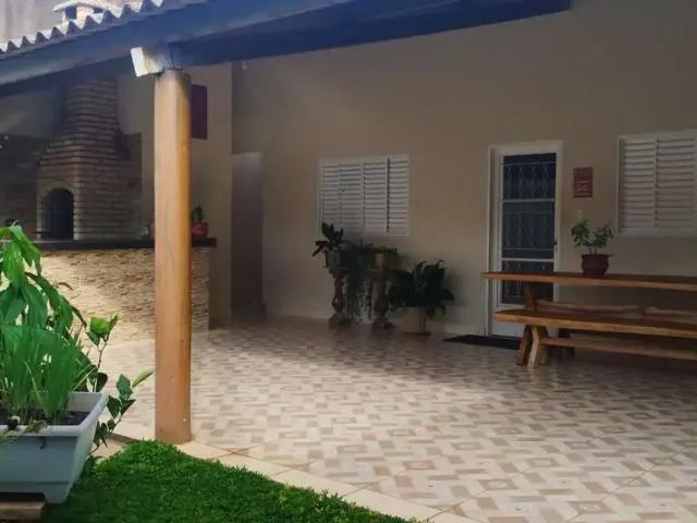 Casa / Sobrado para Venda em Uberlândia/MG Laranjeiras 3 Quartos