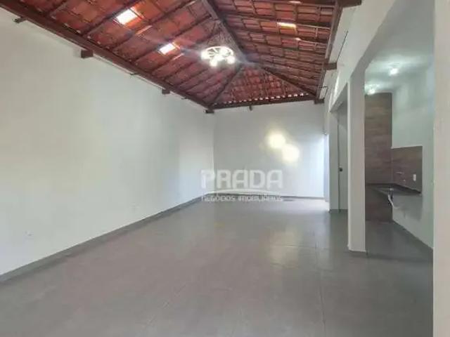 Casa / Sobrado para Venda em Uberlândia/MG Laranjeiras 2 Quartos