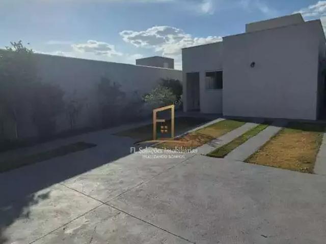 Casa / Sobrado para Venda em Uberlândia/MG Laranjeiras 2 Quartos