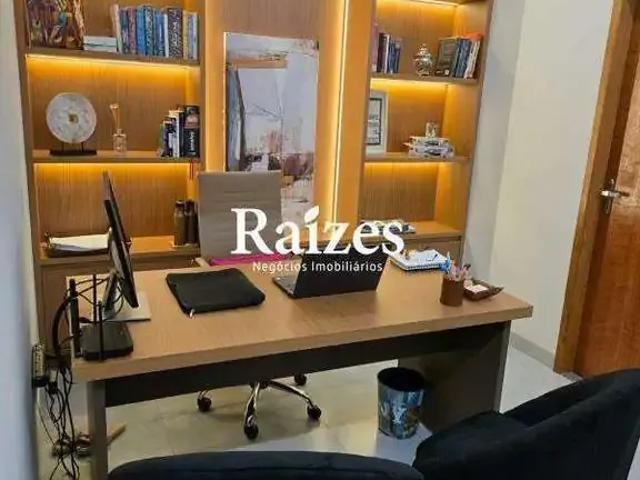 Casa / Sobrado para Venda em Uberlândia/MG Laranjeiras 2 Quartos