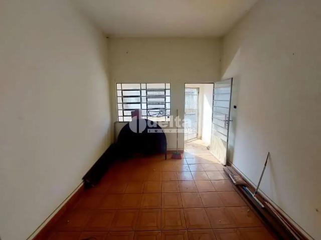 Casa / Sobrado para Venda em Uberlândia/MG Lidice 3 Quartos