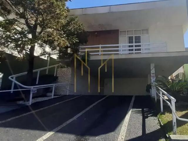 Casa / Sobrado para Venda em Uberlândia/MG Lidice 4 Quartos