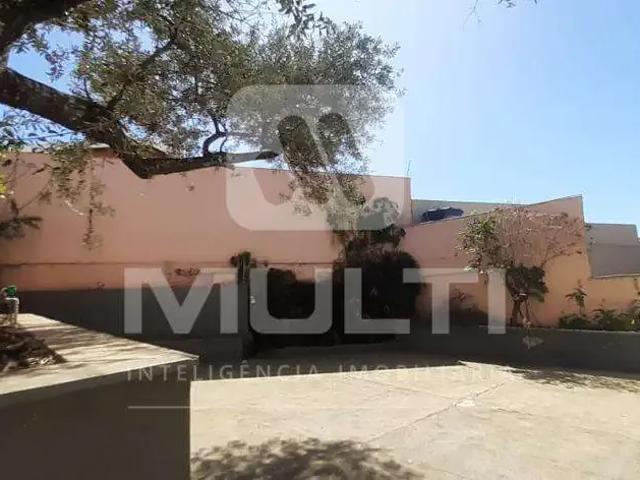 Casa / Sobrado para Venda em Uberlândia/MG Lidice 7 Quartos