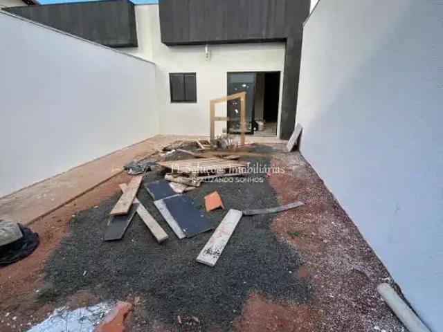 Casa / Sobrado para Venda em Uberlândia/MG Luizote de Freitas 2 Quartos