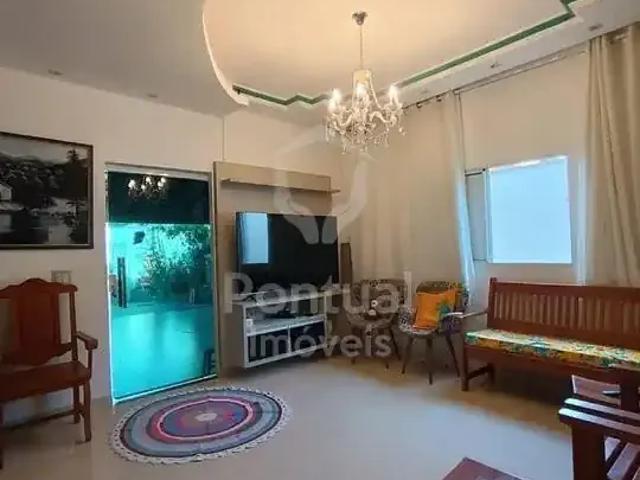 Casa / Sobrado para Venda em Uberlândia/MG Luizote de Freitas 2 Quartos