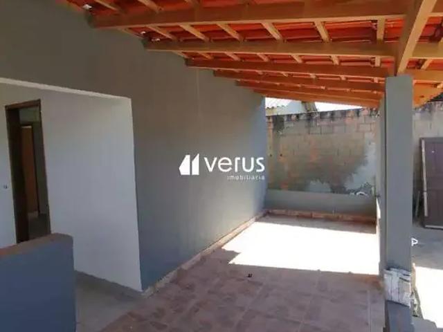 Casa / Sobrado para Venda em Uberlândia/MG Luizote de Freitas 2 Quartos
