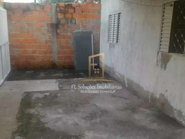 Casa / Sobrado para Venda em Uberlândia/MG Luizote de Freitas 2 Quartos