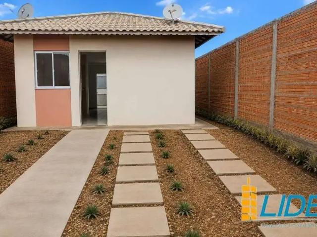 Casa / Sobrado para Venda em Uberlândia/MG Luizote de Freitas 2 Quartos