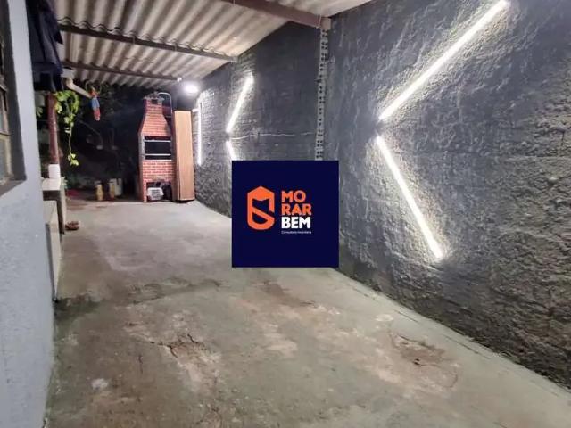 Casa / Sobrado para Venda em Uberlândia/MG Luizote de Freitas 5 Quartos