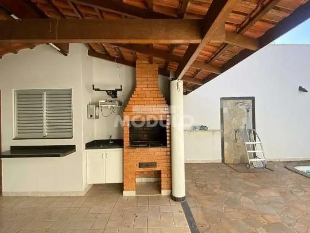 Casa / Sobrado para Venda em Uberlândia/MG Morada da Colina 4 Quartos