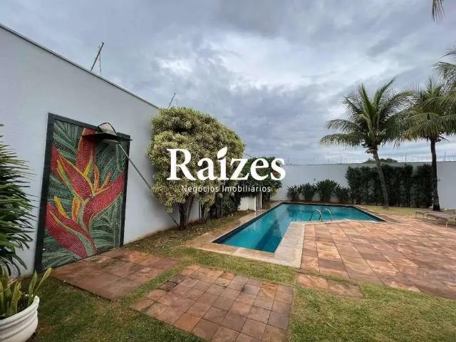 Casa / Sobrado para Venda em Uberlândia/MG Morada da Colina 4 Quartos
