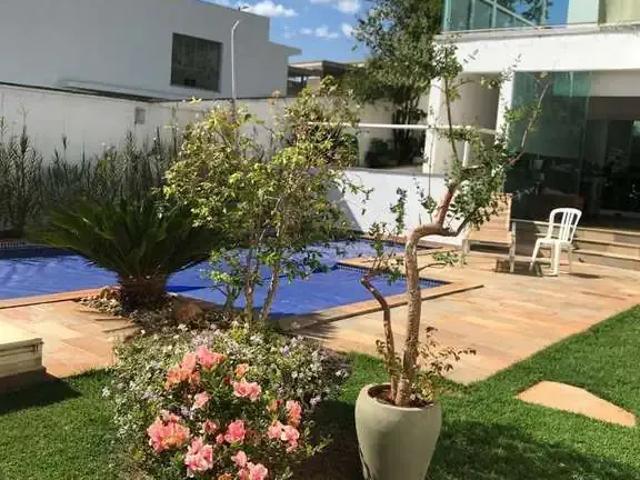 Casa / Sobrado para Venda em Uberlândia/MG Morada da Colina 4 Quartos