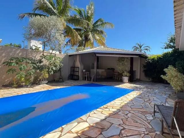 Casa / Sobrado para Venda em Uberlândia/MG Morada da Colina 5 Quartos