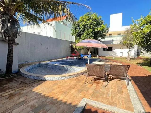 Casa / Sobrado para Venda em Uberlândia/MG Morada da Colina 7 Quartos