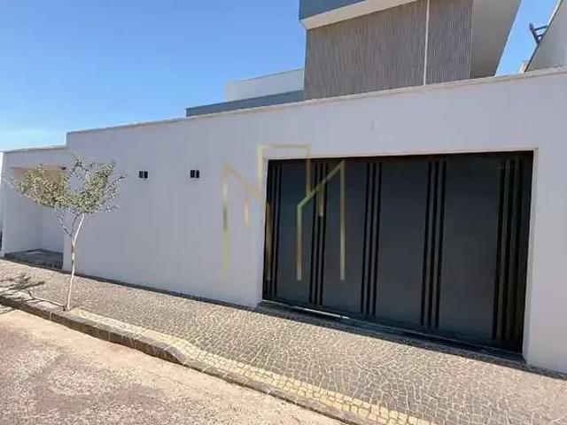 Casa / Sobrado para Venda em Uberlândia/MG Morada da Colina 3 Quartos