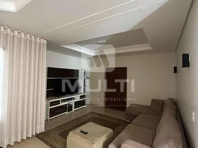 Casa / Sobrado para Venda em Uberlândia/MG Morada da Colina 3 Quartos