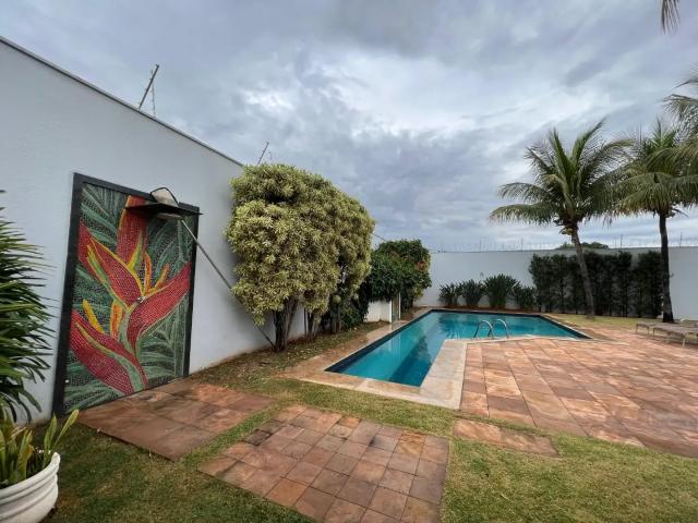 Casa / Sobrado para Venda em Uberlândia/MG Morada da Colina 3 Quartos