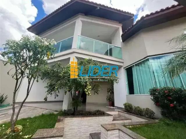 Casa / Sobrado para Venda em Uberlândia/MG Morada da Colina 3 Quartos